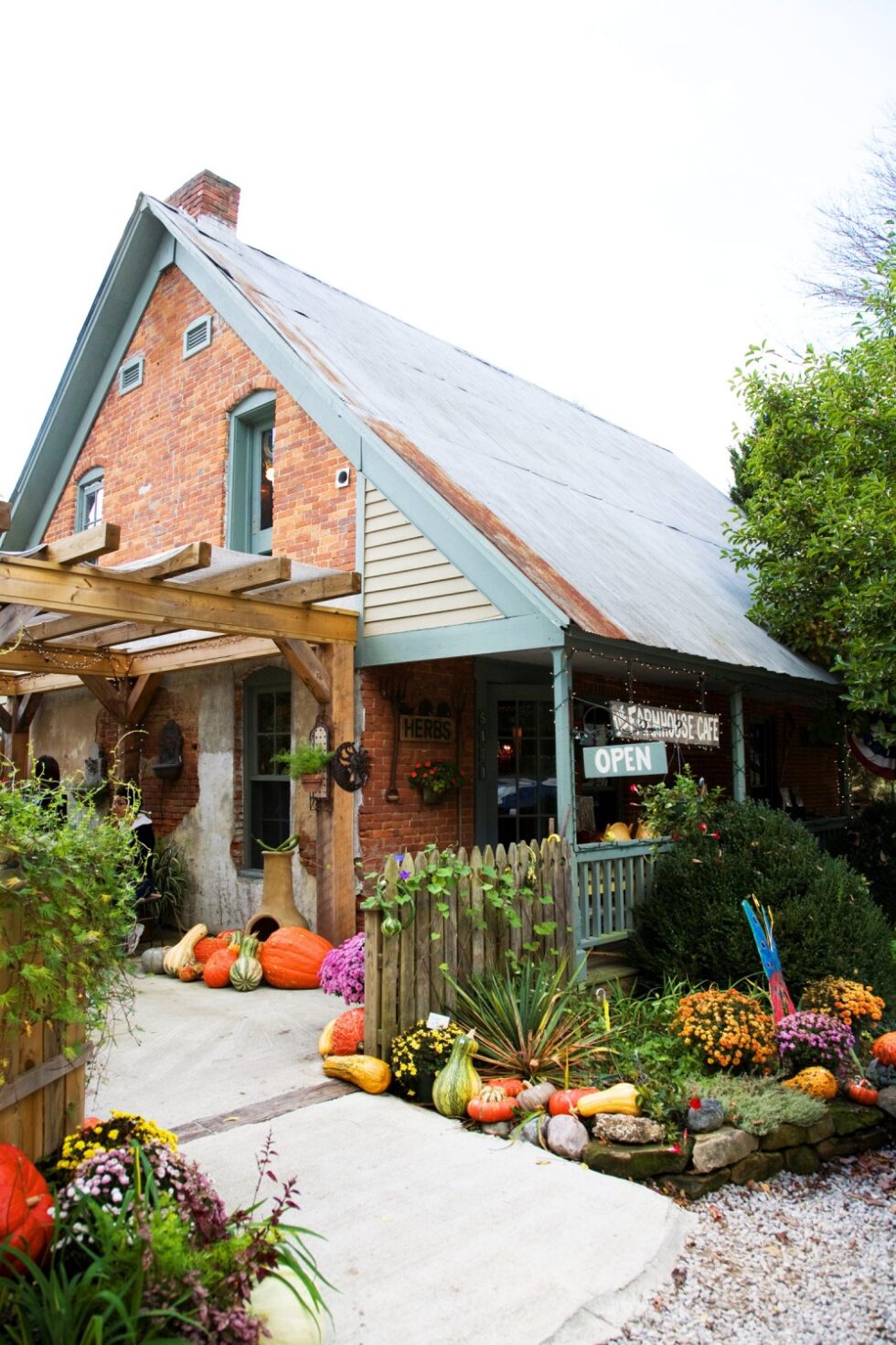 Farmhouse Cafe & Tea Room - Brown County Indiana