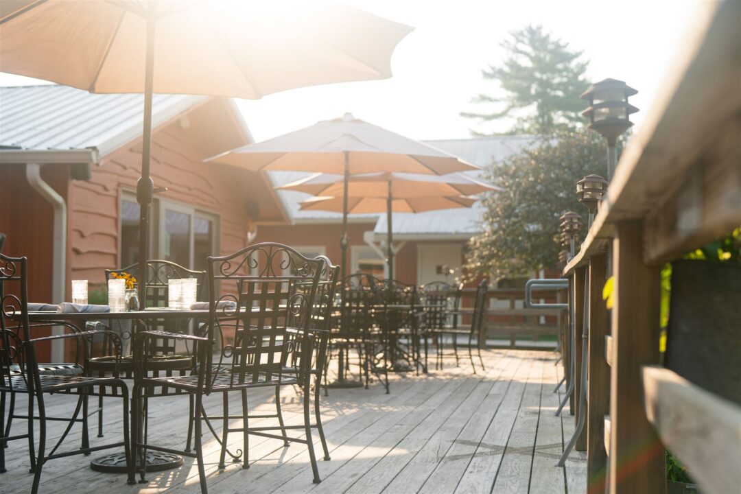 Brown County Inn's Harvest Dining Room & Corn Crib Lounge - Brown ...